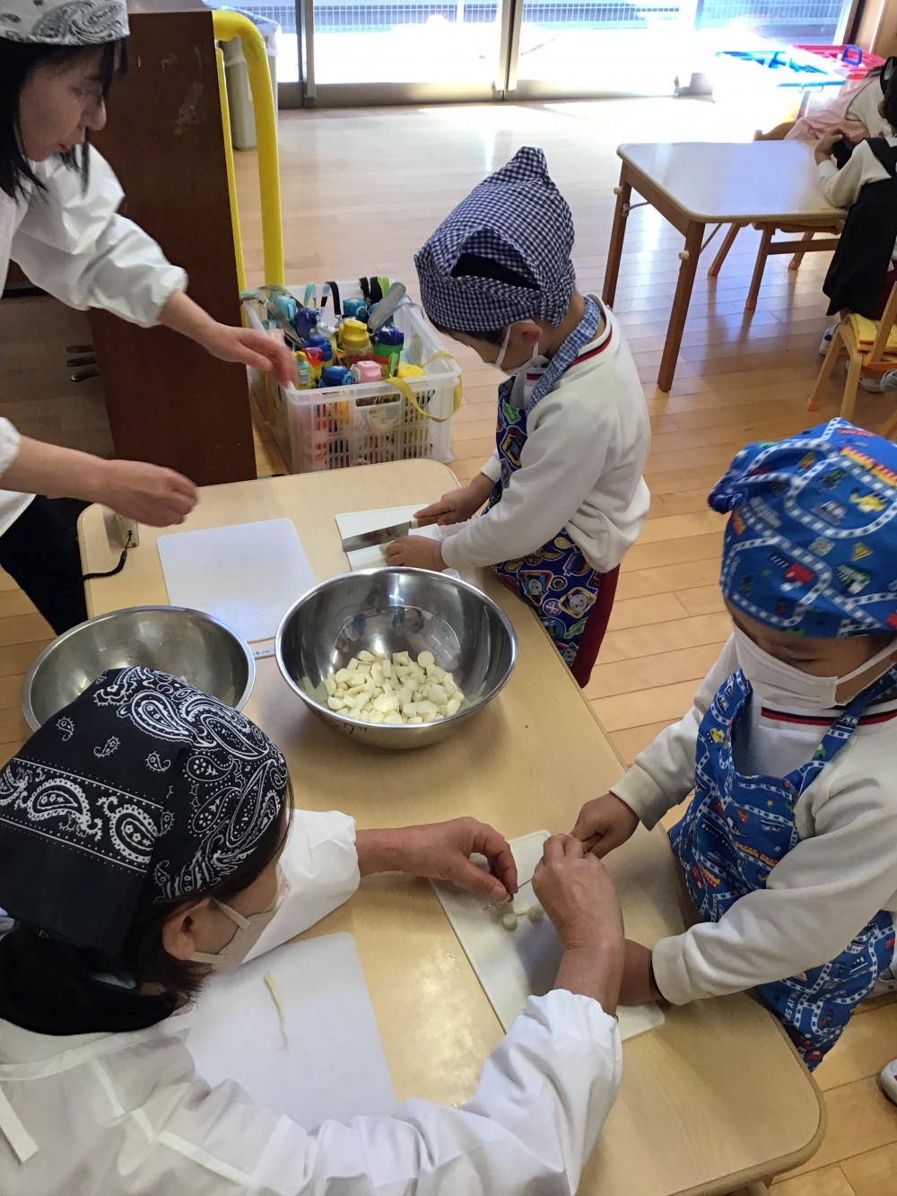 冬野菜の味噌汁 | いなばこども園